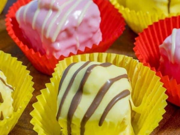 Fondant French Fancies - A Recipe By Sugar & Crumbs